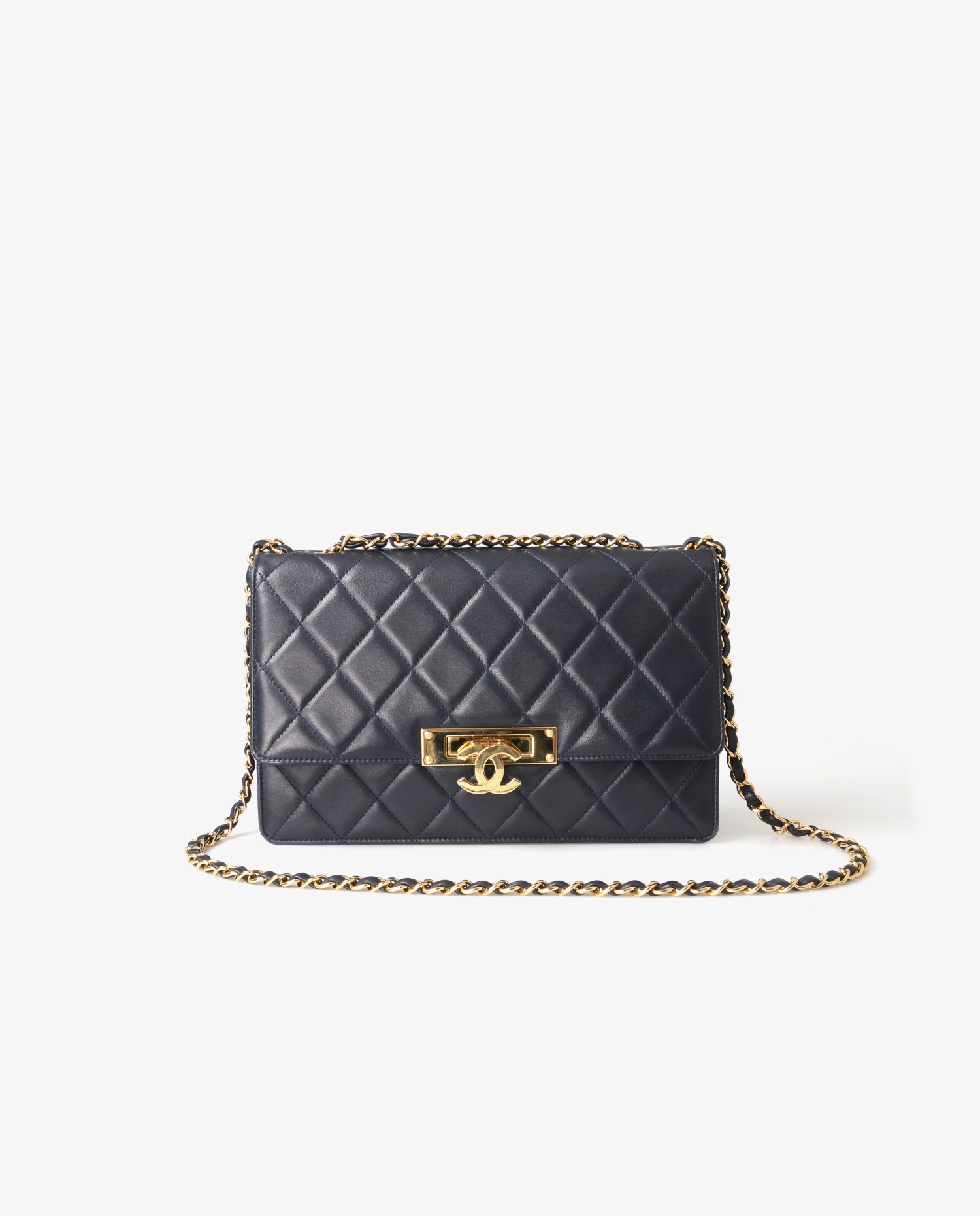 Sac Chanel cuir d'agneau bleu marine - Old Fashioned Club
